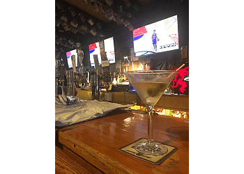 3 Best Sports Bars in Hayward, CA - ThreeBestRated