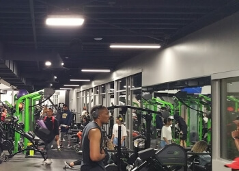 3 Best Gyms in Riverside, CA - Expert Recommendations
