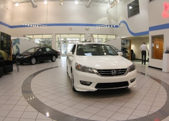 3 Best Car Dealerships in Grand Rapids, MI - Expert Recommendations