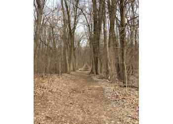 3 Best Hiking Trails in Fort Wayne, IN - Expert Recommendations