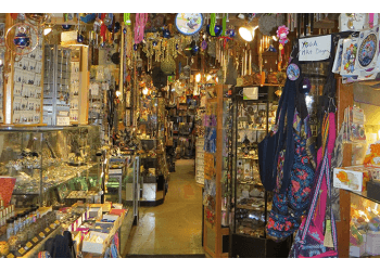 3 Best Gift Shops in Sacramento, CA - Expert Recommendations