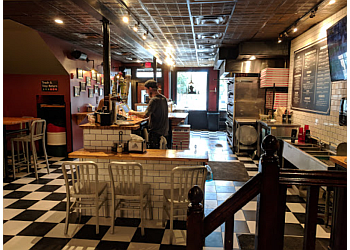 3 Best Pizza Places in Cincinnati, OH - ThreeBestRated