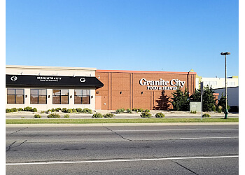 3 Best American Restaurants in Cedar Rapids, IA - ThreeBestRated