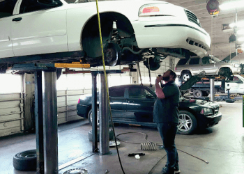 3 Best Car Repair Shops in Phoenix, AZ - ThreeBestRated
