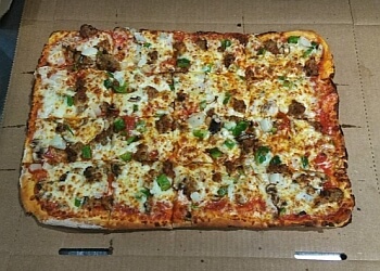 3 Best Pizza Places in Cleveland, OH - Expert Recommendations