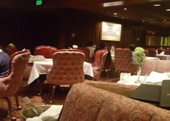 3 Best Steak Houses in Reno, NV - Expert Recommendations