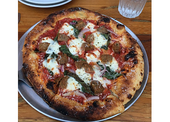 3 Best Pizza Places in Columbus, OH - ThreeBestRated