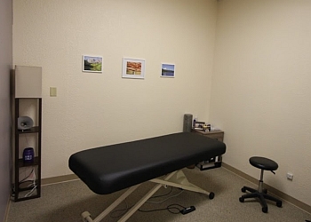 3 Best Physical Therapists in Colorado Springs, CO - Expert Recommendations