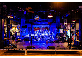 3 Best Night Clubs in Pittsburgh, PA - Expert Recommendations