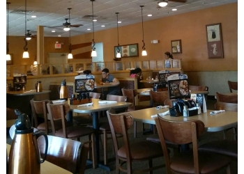 3 Best American Restaurants in Hialeah, FL - ThreeBestRated