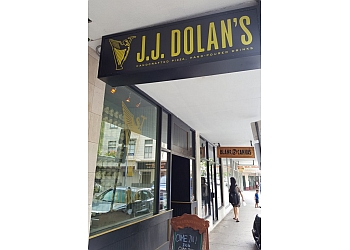 3 Best Pizza Places in Honolulu, HI - Expert Recommendations