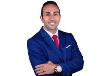3 Best Personal Injury Lawyers in Newport Beach, CA - ThreeBestRated