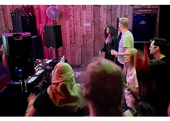 3 Best Night Clubs in Seattle, WA - Expert Recommendations