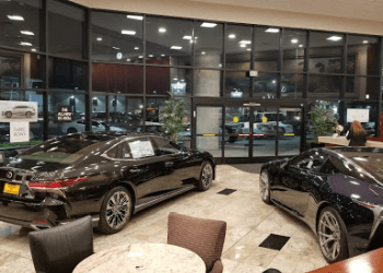 3 Best Car Dealerships in Glendale, CA - Expert Recommendations
