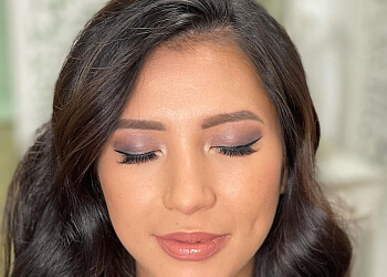 3 Best Makeup Artists in Columbus, OH - Expert Recommendations