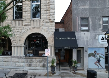 3 Best Italian Restaurants in Naperville, IL - ThreeBestRated