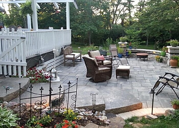 3 Best Landscaping Companies in Springfield, IL - Expert Recommendations