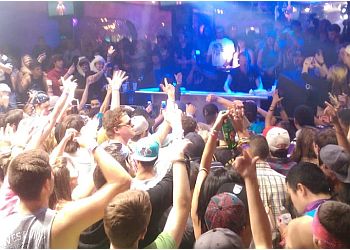 3 Best Night Clubs in Lubbock, TX - Expert Recommendations