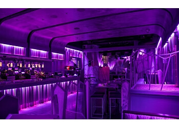 3 Best Night Clubs in Milwaukee, WI - Expert Recommendations