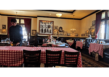 3 Best Italian Restaurants in Naperville, IL - Expert Recommendations