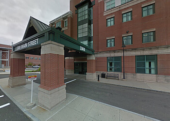 3 Best Cardiologists in Springfield, MA - ThreeBestRated