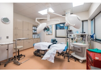 3 Best Plastic Surgeon in Detroit, MI - Expert Recommendations