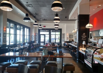 3 Best Italian Restaurants in Oxnard, CA - Expert Recommendations