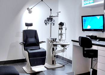 3 Best Eye Doctors in Orlando, FL - ThreeBestRated