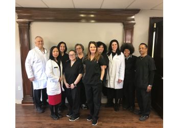 3 Best Dermatologists in Paterson, NJ - ThreeBestRated