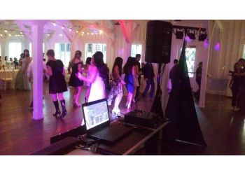 3 Best DJs in Tulsa, OK - ThreeBestRated