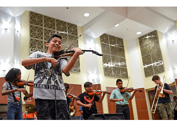 3 Best Music Schools in Chicago, IL - Expert Recommendations