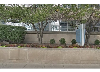 3 Best Dermatologists in Chicago, IL - ThreeBestRated