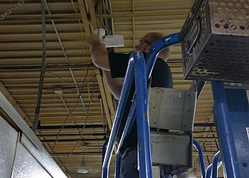 3 Best Security Systems in Milwaukee, WI - Expert Recommendations