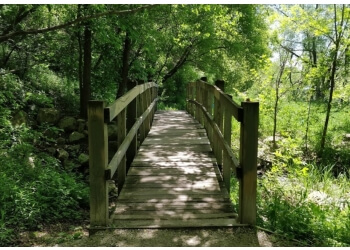 3 Best Hiking Trails in Milwaukee, WI - Expert Recommendations