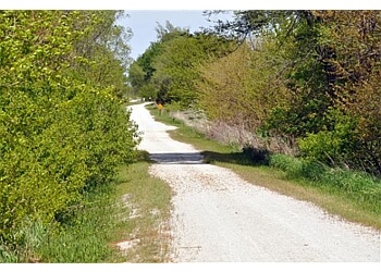 3 Best Hiking Trails in Lincoln, NE - ThreeBestRated