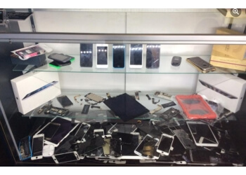 3 Best Cell Phone Repair in Glendale, AZ - Expert Recommendations