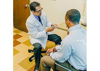 3 Best Neurosurgeons in Phoenix, AZ - ThreeBestRated
