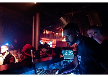 3 Best Night Clubs in Minneapolis, MN - Expert Recommendations