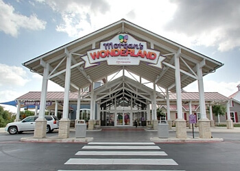 3 Best Amusement Parks in San Antonio, TX - Expert Recommendations