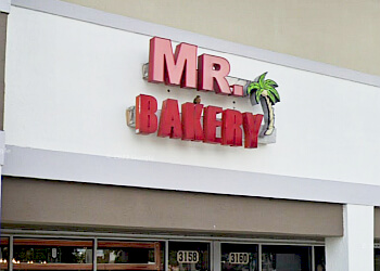 3 Best Cakes in Hialeah, FL - Expert Recommendations