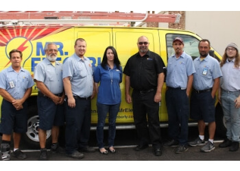 3 Best Electricians in Phoenix, AZ - ThreeBestRated