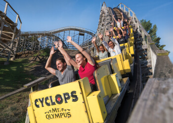 3 Best Amusement Parks in Madison, WI - ThreeBestRated