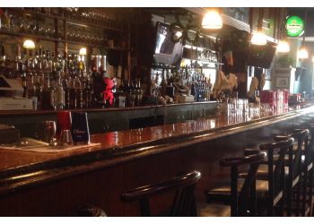 3 Best Sports Bars in Bridgeport, CT - ThreeBestRated