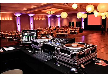 3 Best DJs in Baton Rouge, LA - Expert Recommendations
