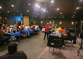 3 Best Night Clubs in Hampton, VA - Expert Recommendations