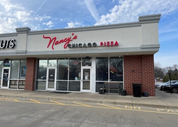 3 Best Pizza Places in Springfield, IL - Expert Recommendations