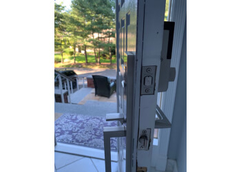 3 Best Locksmiths in New York City, NY - Expert Recommendations