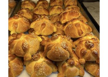 3 Best Bakeries in Topeka, KS - ThreeBestRated