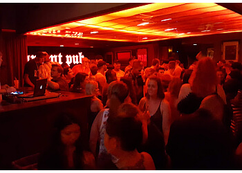 3 Best Night Clubs in Omaha, NE - Expert Recommendations