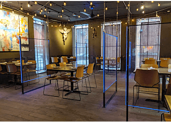 3 Best Italian Restaurants in Syracuse, NY - Expert Recommendations